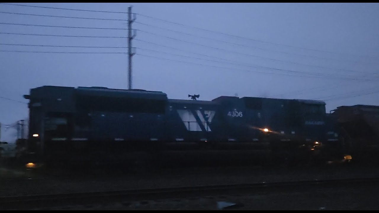 Montana Rail Link 4306 Trails 2nd on CSX G107! - YouTube