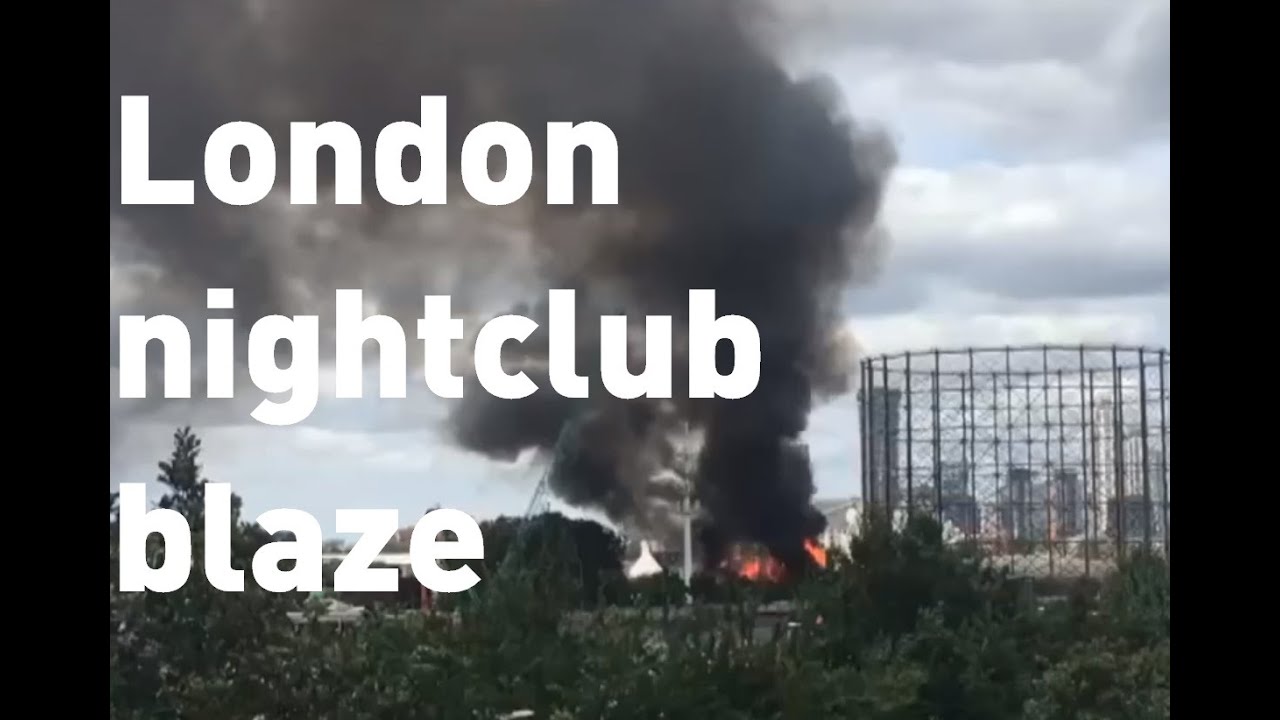 100+ firefighters tackle nightclub fire near London O2 arena - YouTube