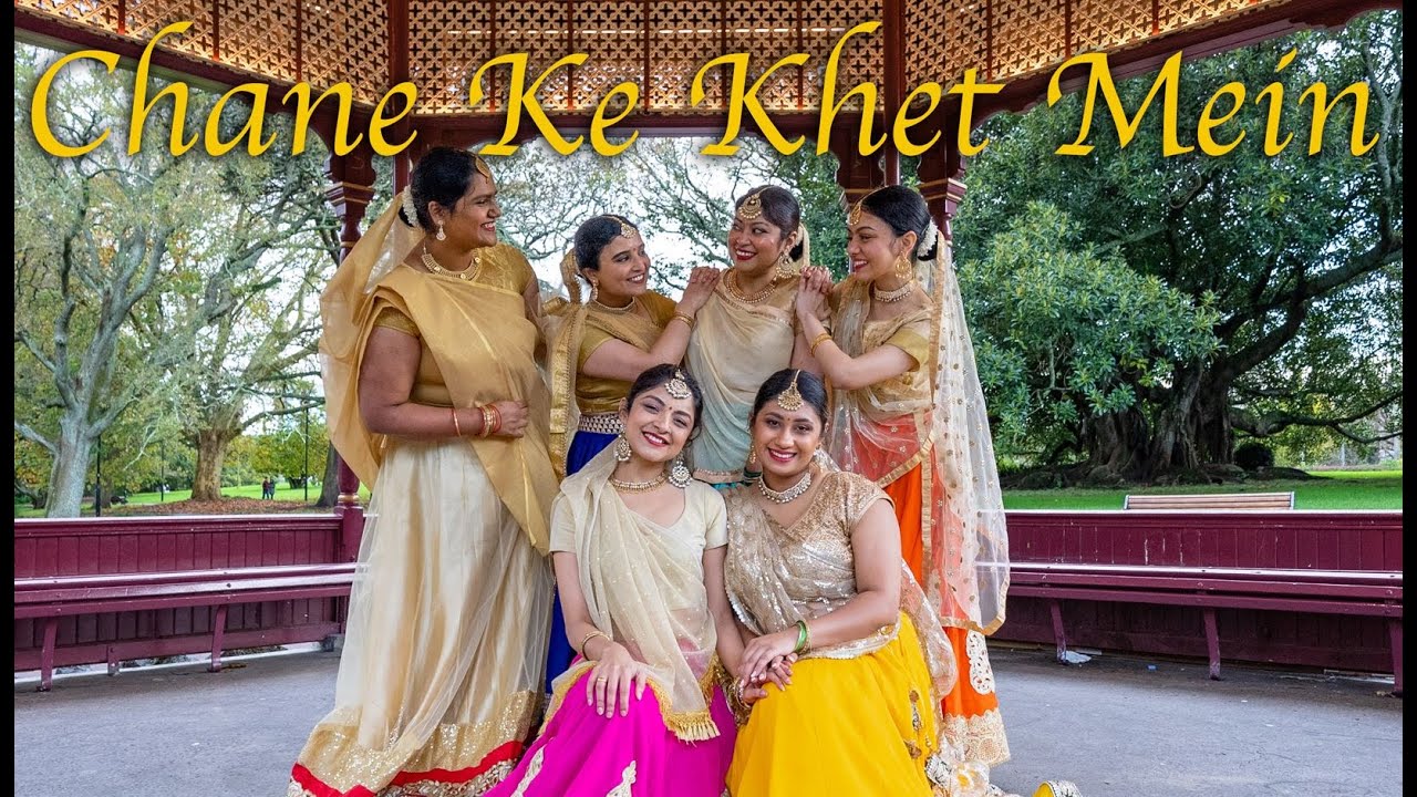 Chane Ke Khet Mein | Dance | The Nartikas | Madhuri Dixit - YouTube