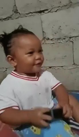 baby Reign singing ABC with twinkle twinkle - YouTube