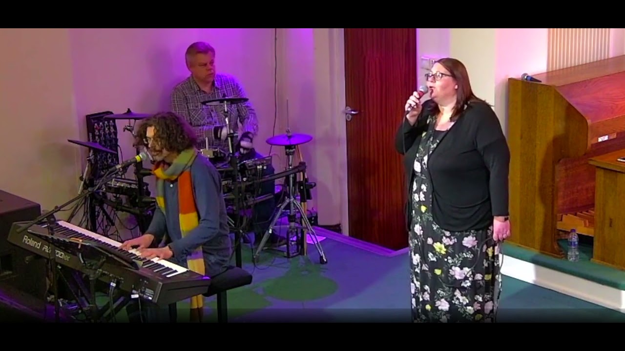 Bless the Lord 10,000 reasons, by Matt Redman - YouTube