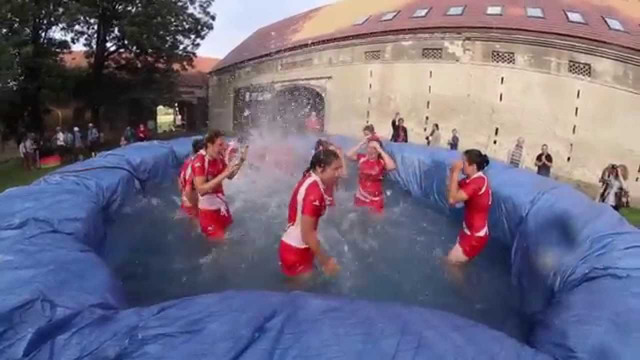 Splash Rugby Girls ; - YouTube