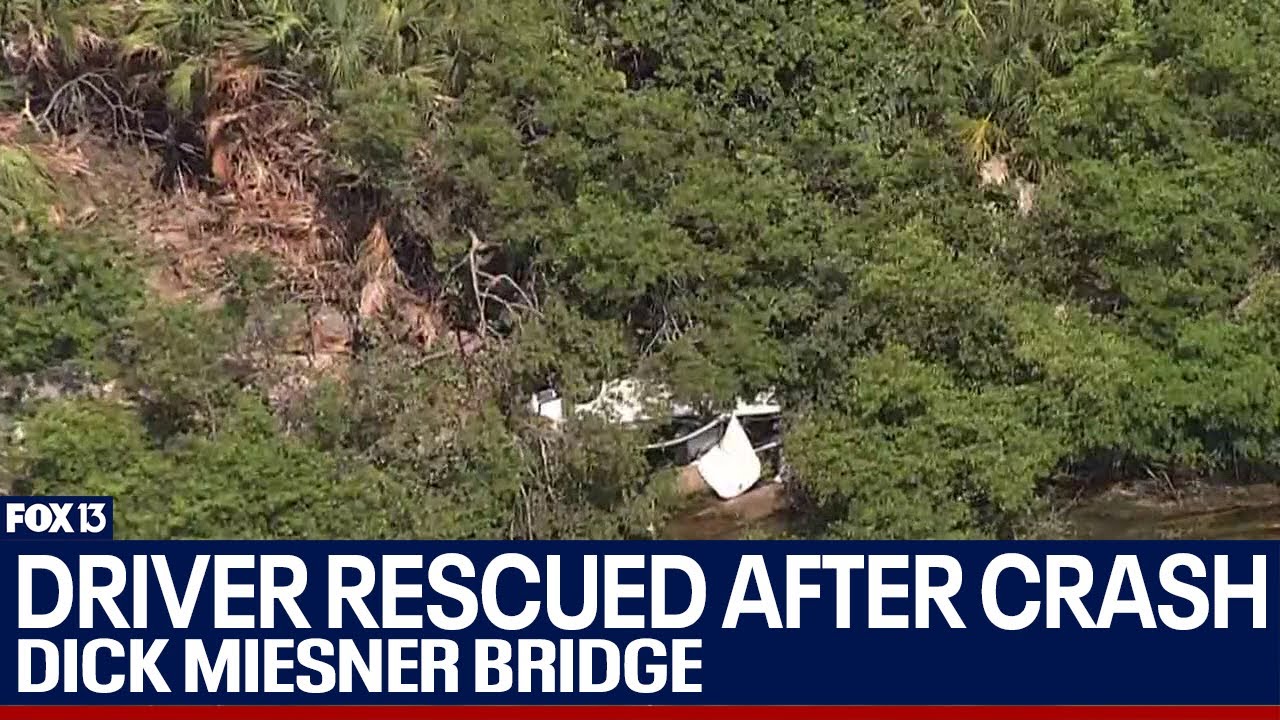 Good Samaritan rescues driver after crash - YouTube