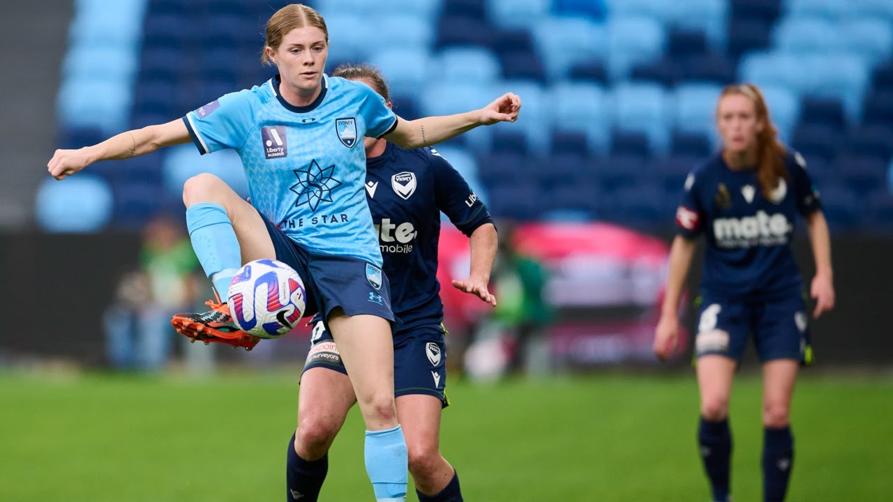Cortnee Vine | 2022/23 Liberty A-League Highlights - YouTube