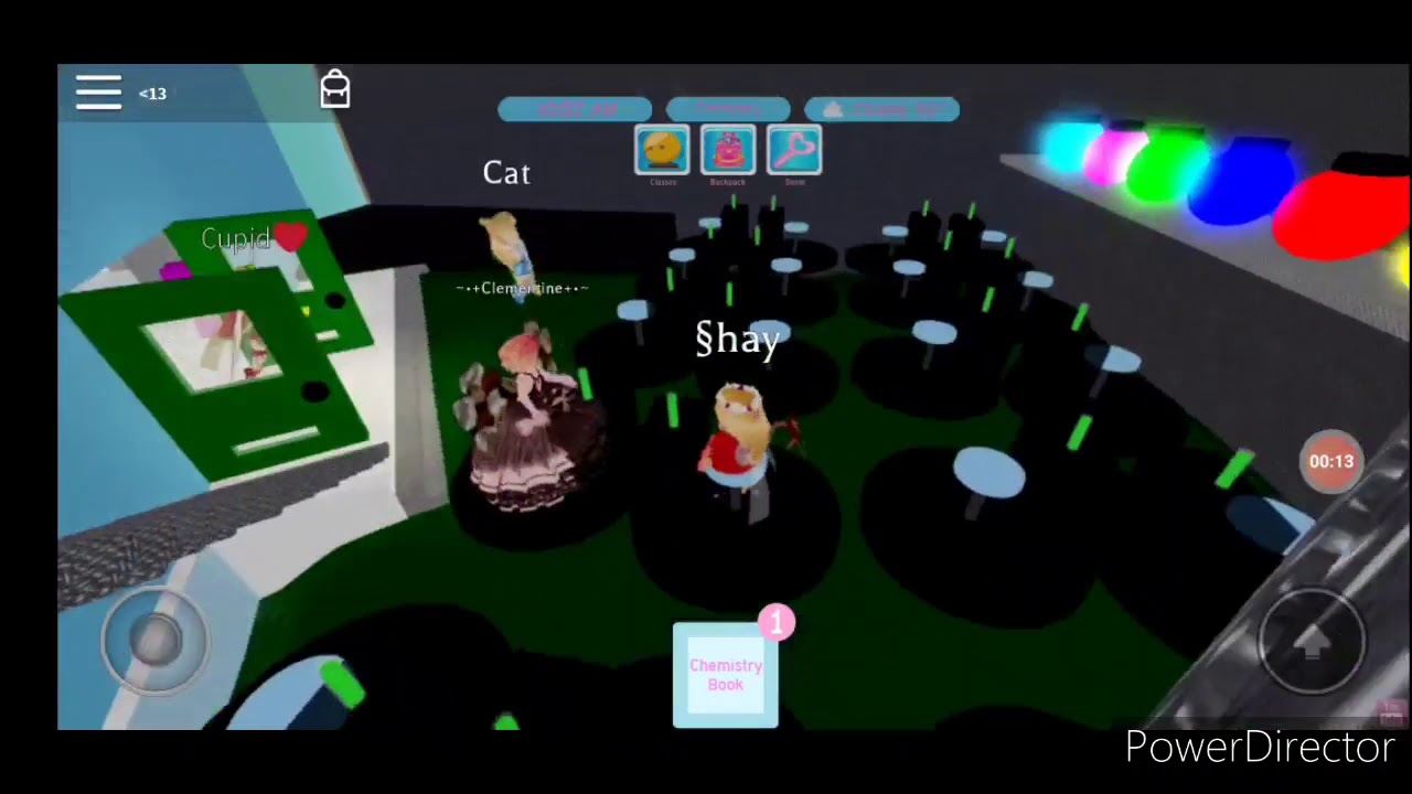 Playing Royale High Classic ^ ^ - YouTube