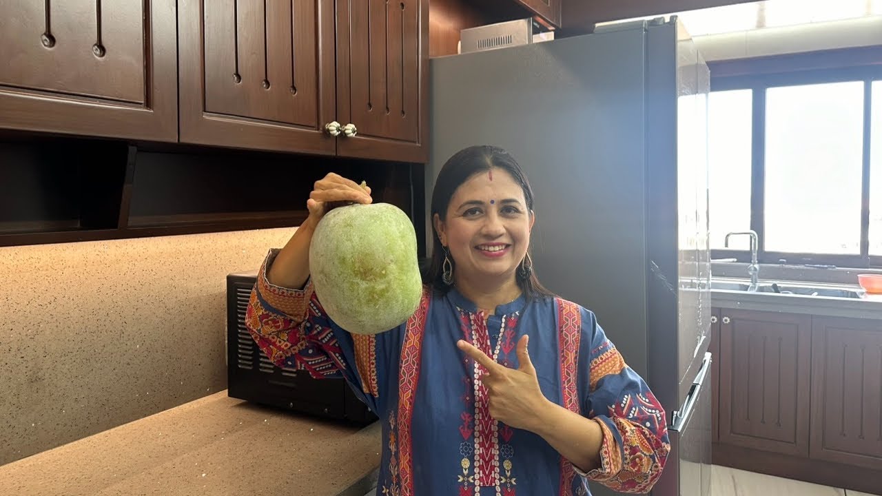 Puli Koddel (Temple Style) Sweet and spicy Ash Gourd curry - YouTube
