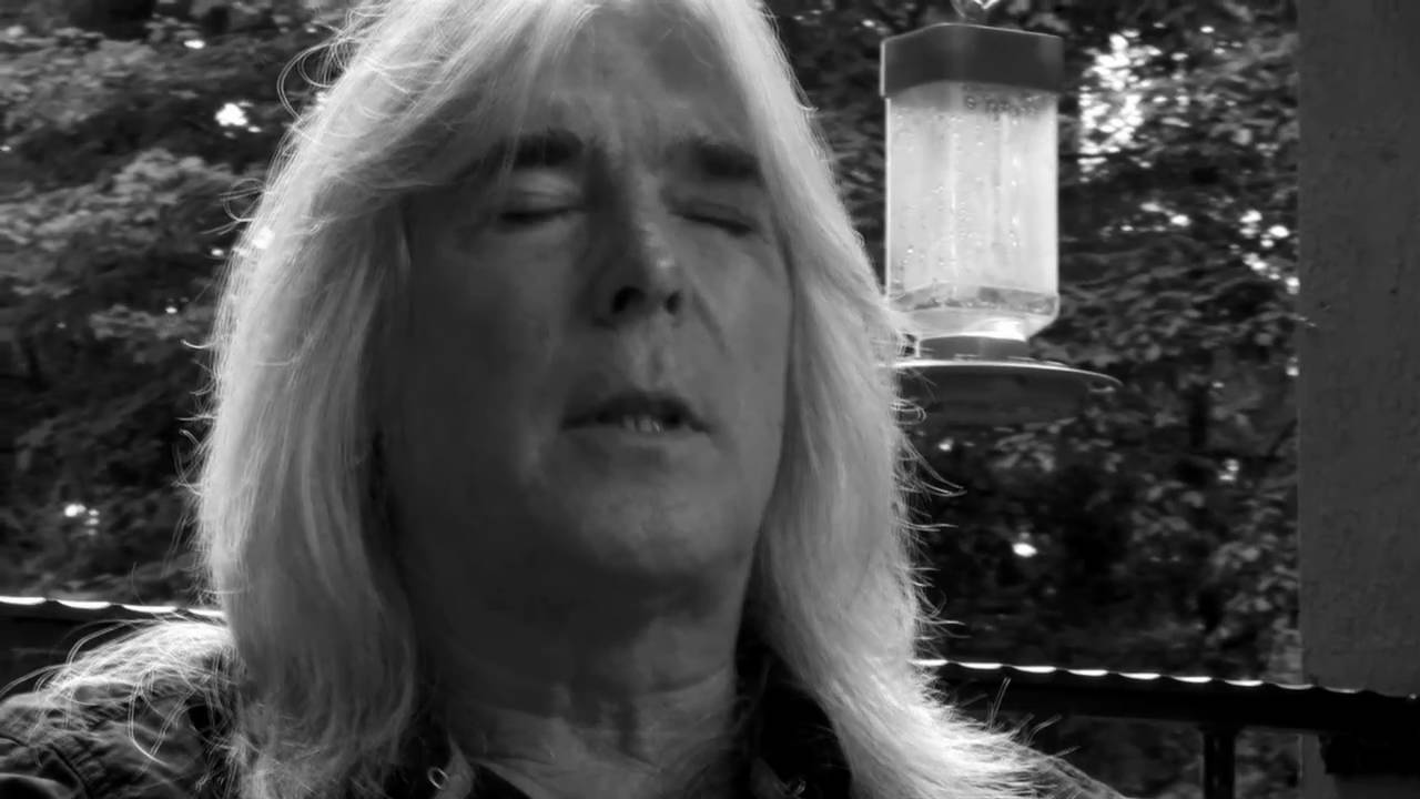 Cliff Williams on Ampeg - YouTube