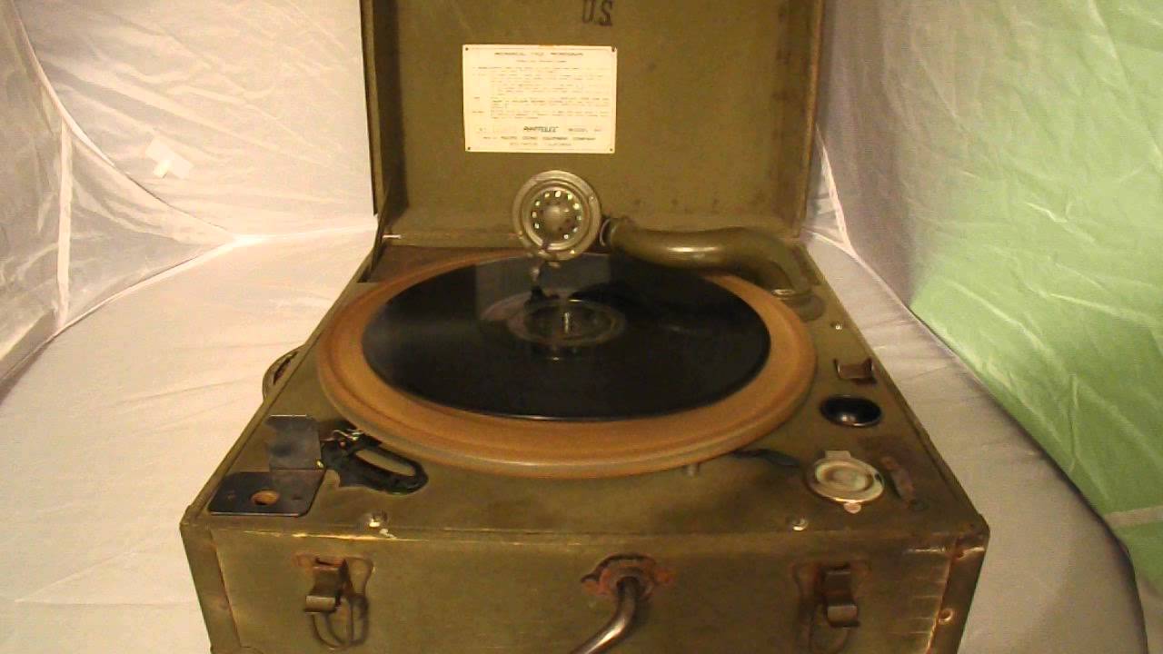 Phonograph WWII - YouTube