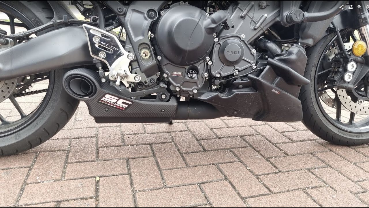 SC Project STR1 exhaust - Yamaha MT09 gen 3-EURO5 - YouTube