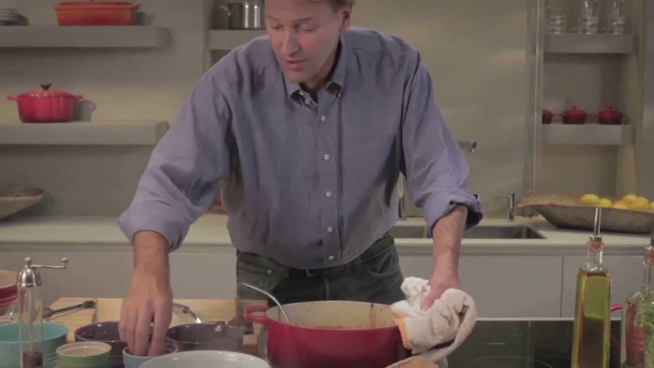 Slow Cooking with a Le Creuset Dutch Oven - YouTube