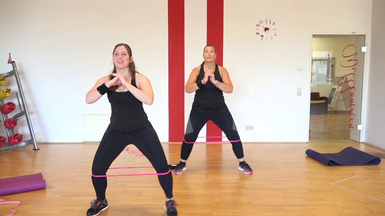 PILOXING® BootyBuilder® Workout mit Irene und Jenny - YouTube
