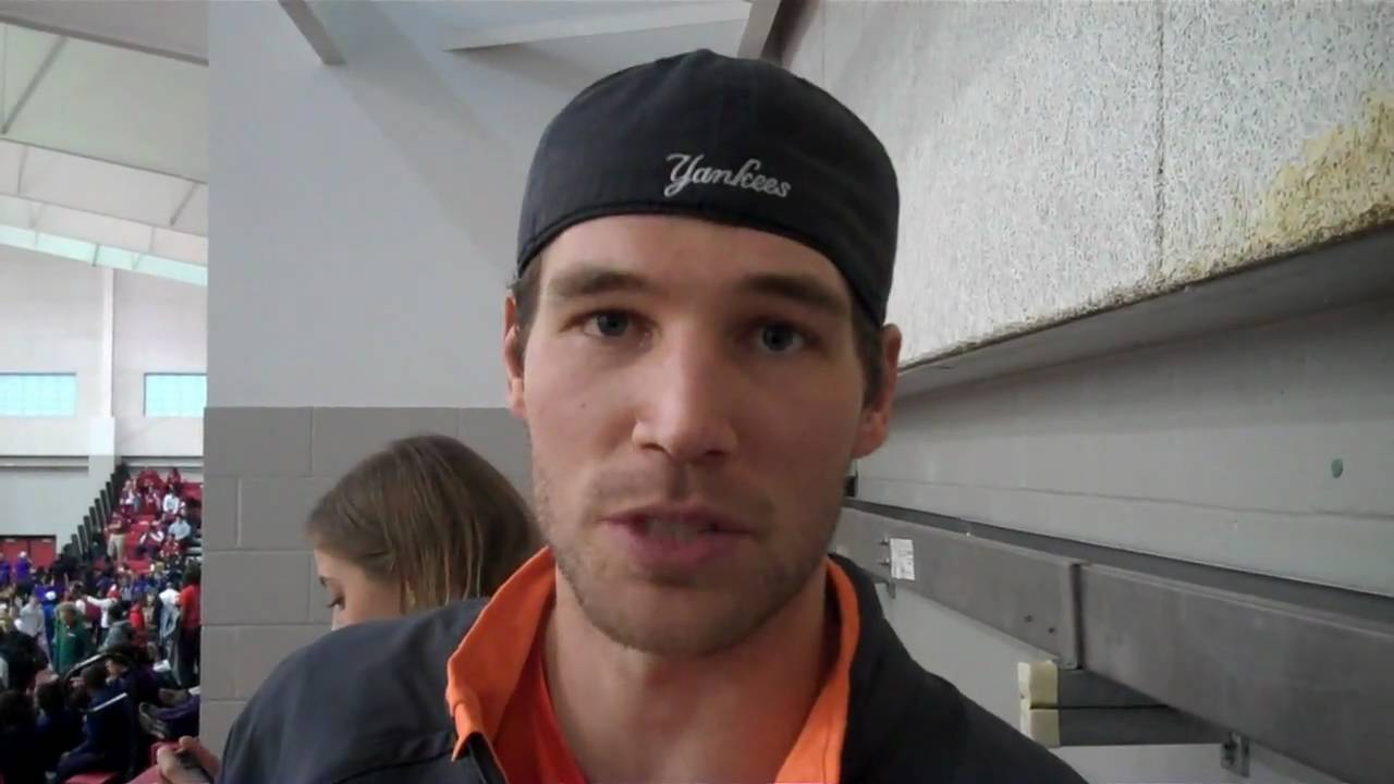 Jeremy Scott - Vault United - YouTube