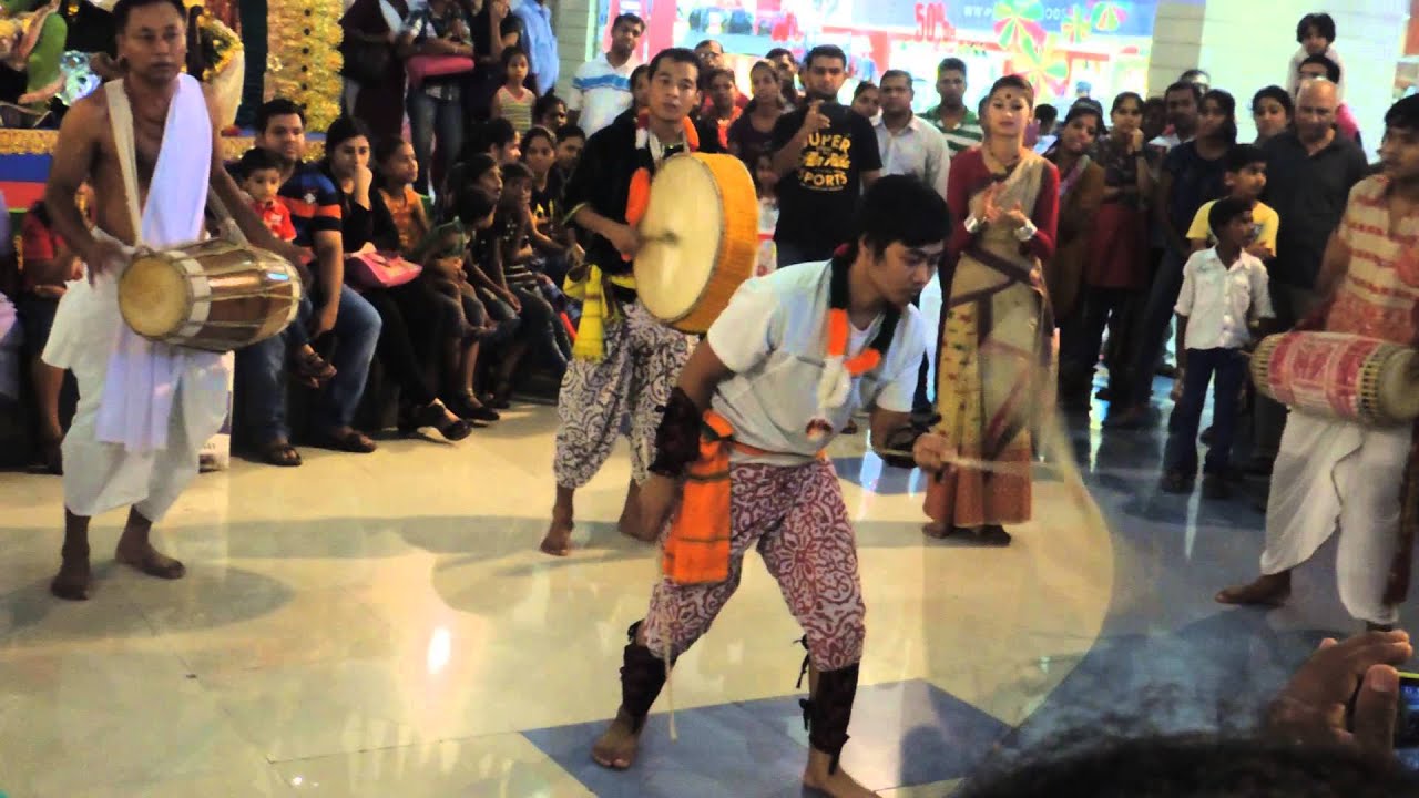 Folk dance of Assam SUPER HIT VIDEO in HD 2015 - YouTube