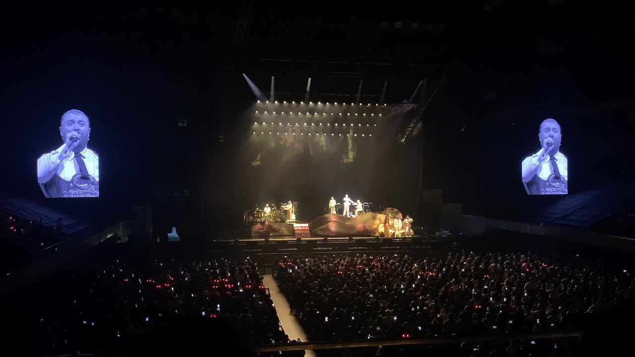 Sam Smith 'Stay With Me' Live in Manila | GLORIA The Tour MOA Arena ...
