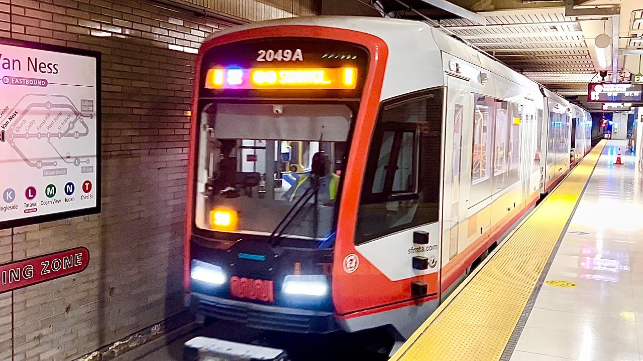 Sound of San Francisco Muni Metro departing train / Siemens S200 SF ...