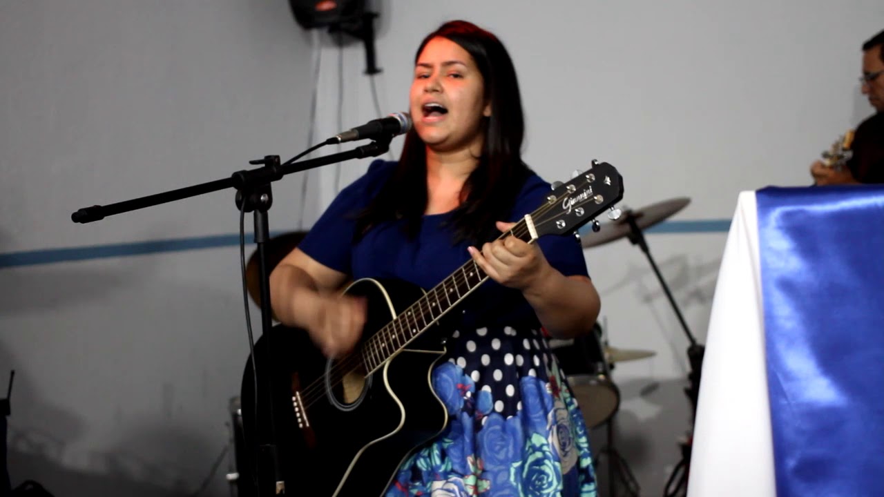 Danielle Zang cantando MARANATA na Com. Tabernáculo - YouTube