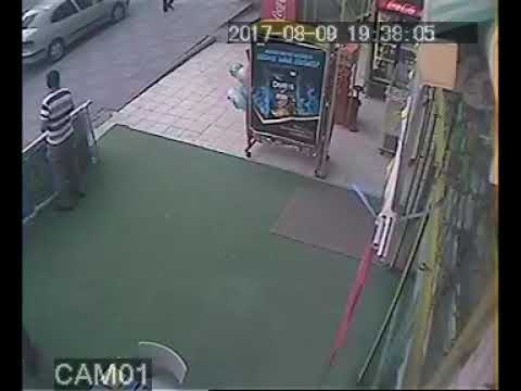 Dışarı çıķan siyshlı şerefsiz bir hırsızdır her yerde aranıyor telefonumu çaldı
