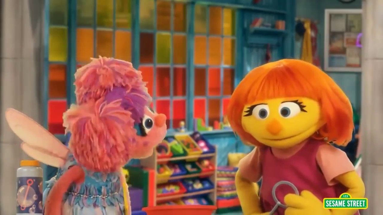 Elmo's World 👀 Autistic Muppet JuliaQH 👀 - YouTube