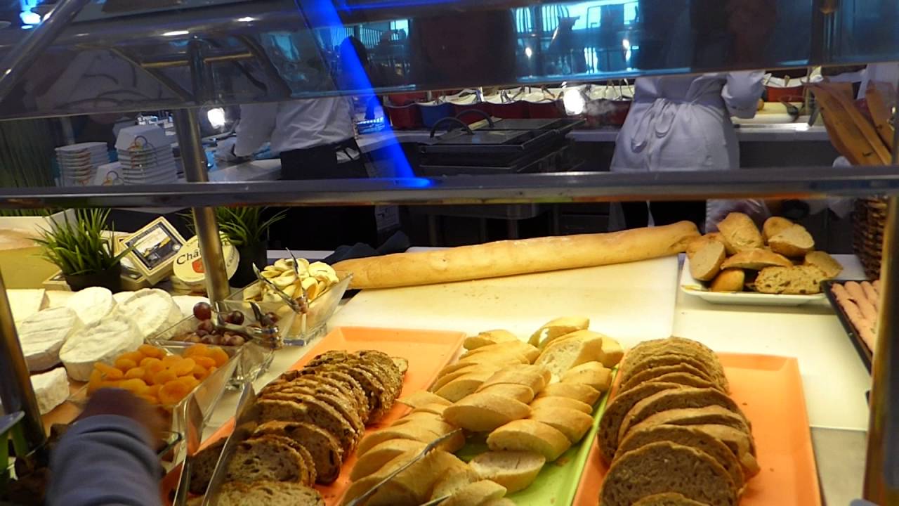 Celebrity Eclipse: Special lunch buffet - YouTube