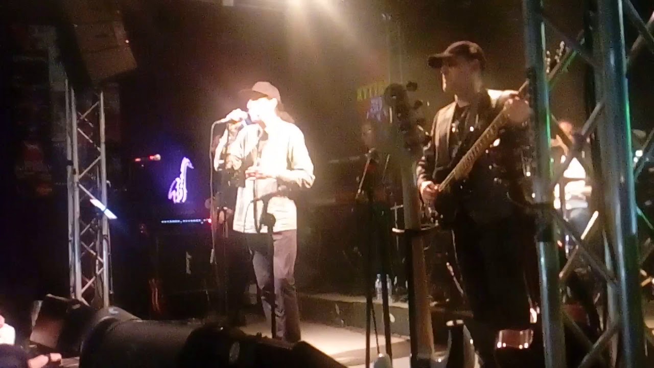Εσύ μου 'πες πως μ' αγαπάς - 2002 GR (live στο Κύτταρο 24/1/2020 ...