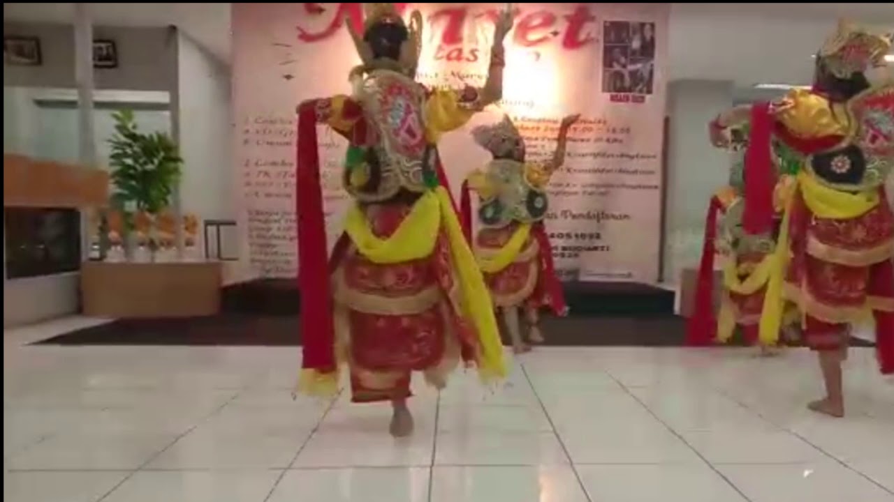 TARI GREBEG SABRANG - YouTube