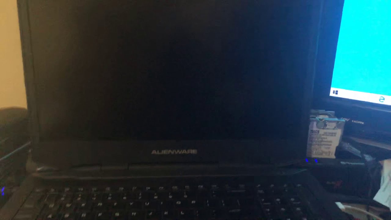 Alienware r17 OSX Walkthrough - YouTube