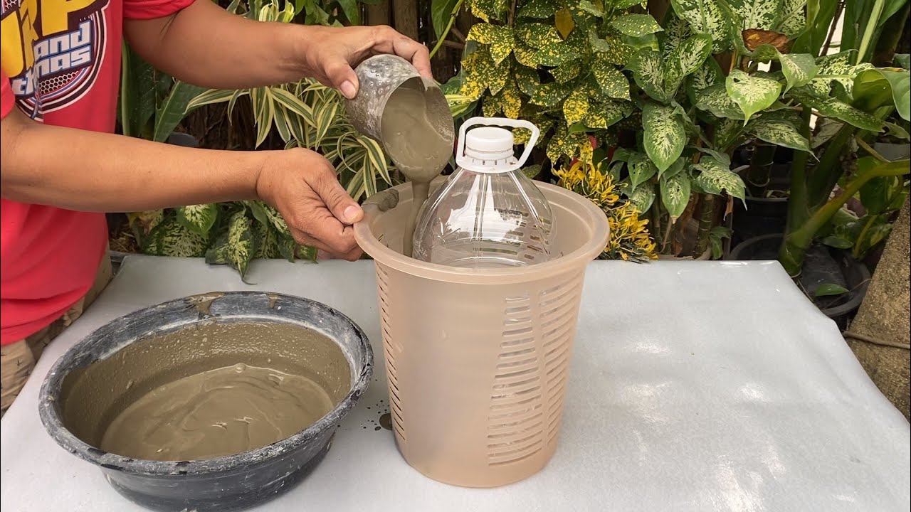 The Secret Ways Of Creating Cement Pots Using Plastic Bottle And Molds ...