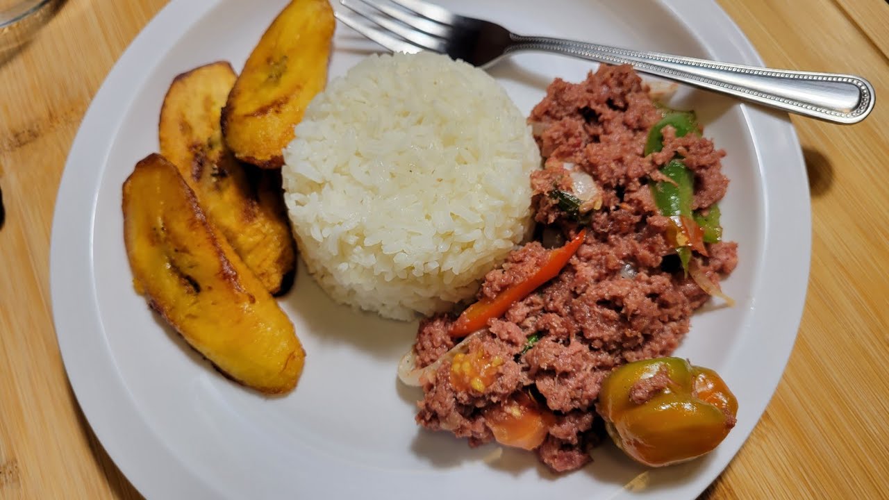 corned beef with white rice in less 15mins - YouTube