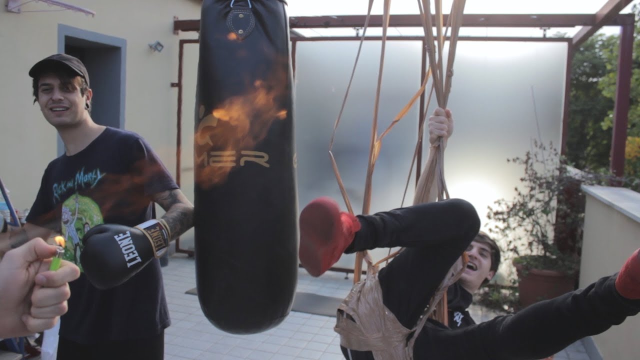 ABBIAMO DATO FUOCO A MATT ZEERO // #WHYNOTFAMILY - YouTube