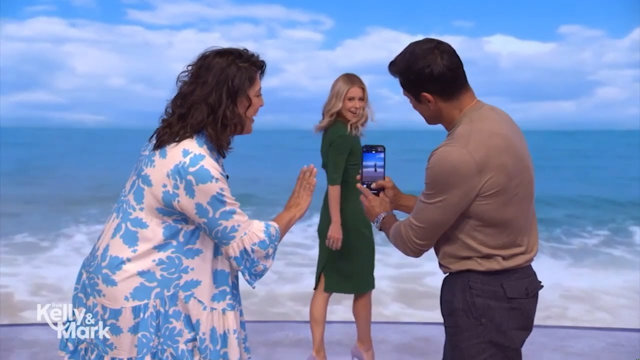How to Take Best Summer Photos with Me Ra Koh - YouTube