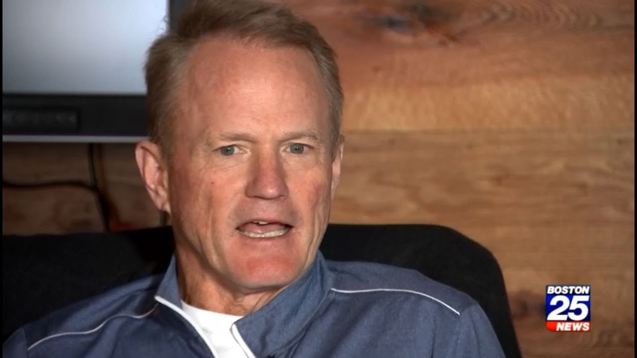 Gerry Callahan back behind the mic, loves the fight - YouTube