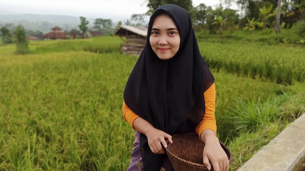 NENG WULAN JANDA DESA CANTIK DAN RAMAH BARU UMUR 20 TAHUN!!! HIDUP ...