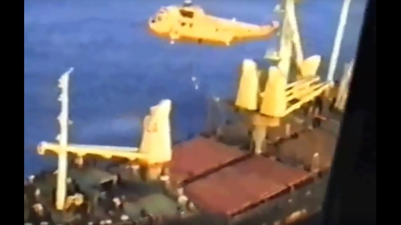 Special Forces vs Ship private security - Egyptian Unit 777 Seize ship ...