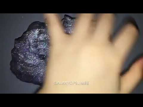 Gri simli parlayan slime