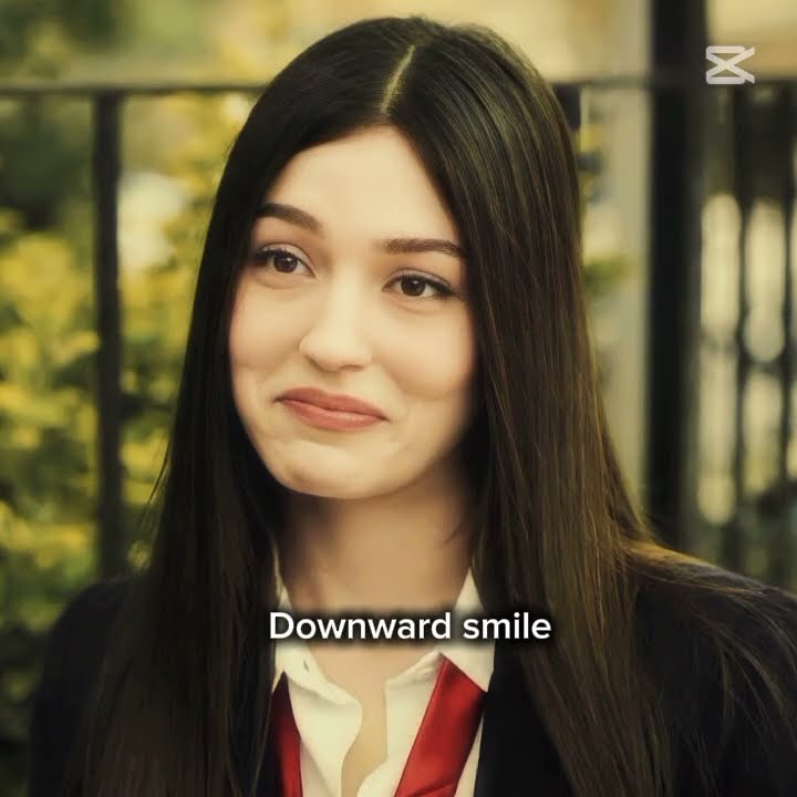 Downward smile😭🎀#edit #downwardsmile#upsidedownsmile - YouTube