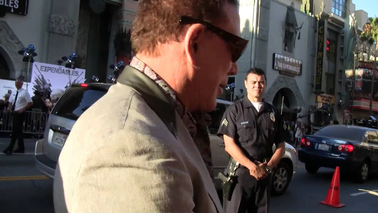 MICKEY ROURKE THE EXPENDABLES - YouTube