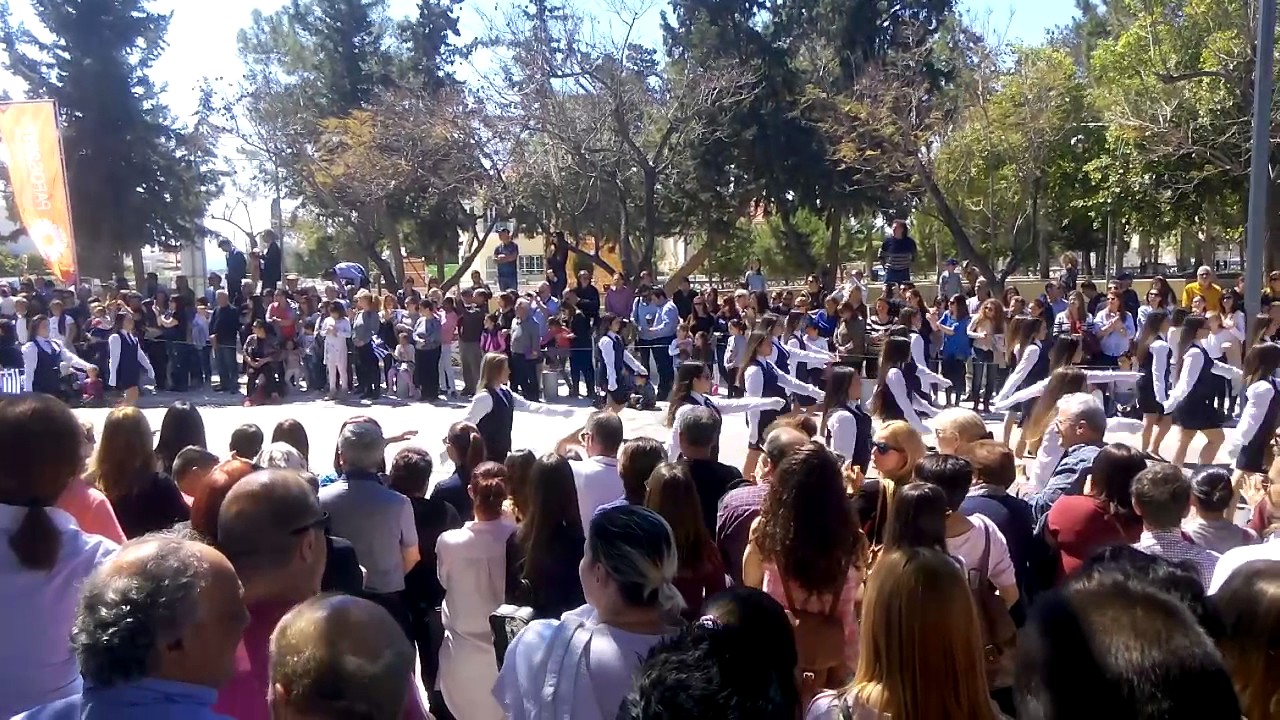 Παρελαση 25ης Μαρτιου ΠΑΦΟΣ - YouTube