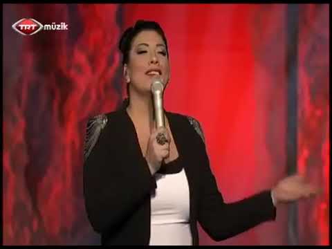 Işın Karaca - Gülümse (Başucu Şarkıları)