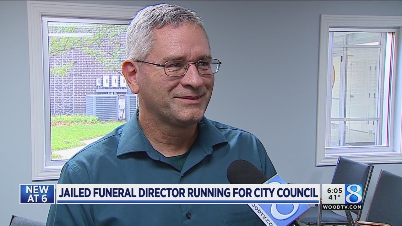 Jailed funeral director running for city council - YouTube
