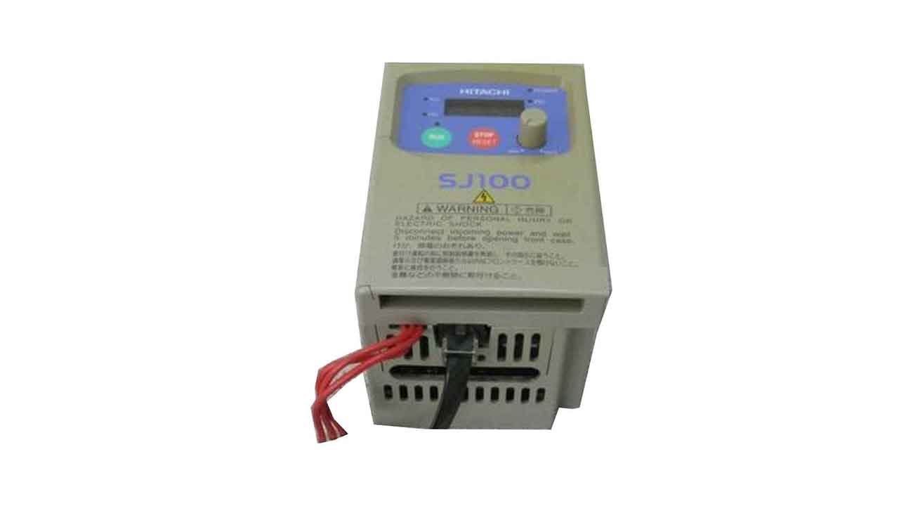 Hitachi SJ100 004NFE Inverter - YouTube