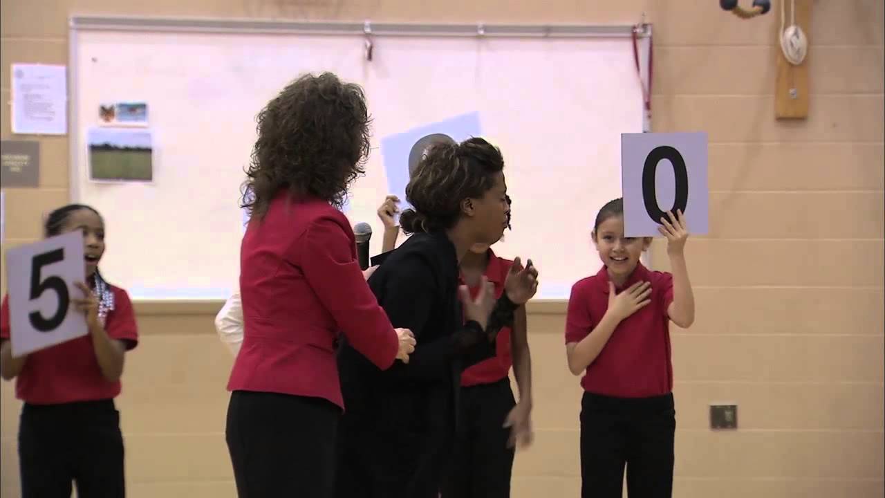 Snacks Crossing ES Assistant Principal Candace Ewing of Indianapolis Is ...