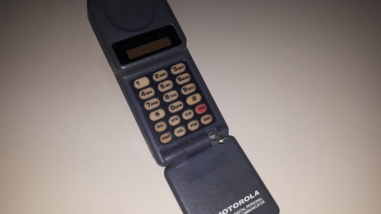 MOTOROLA PT-550: COMO LIMPAR UM TELEFONE CELULAR ANTIGO### - YouTube