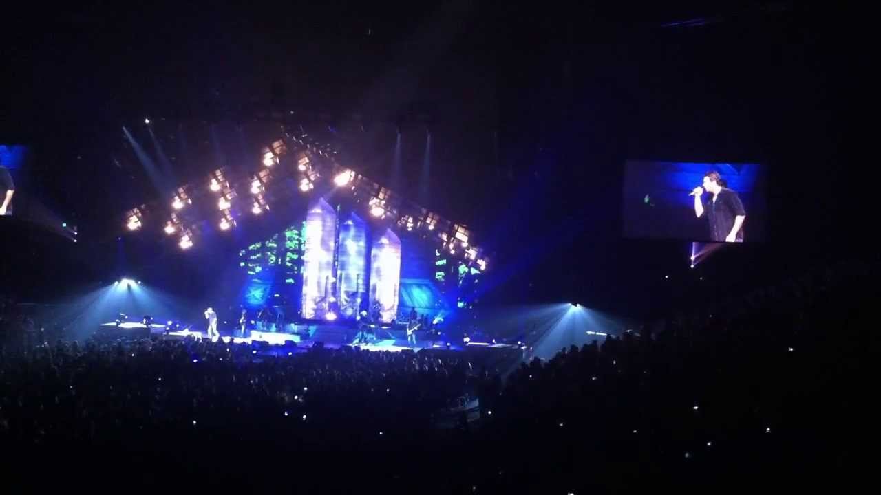 Blake Shelton & Trace Adkins ~ Hillbilly Bone - YouTube