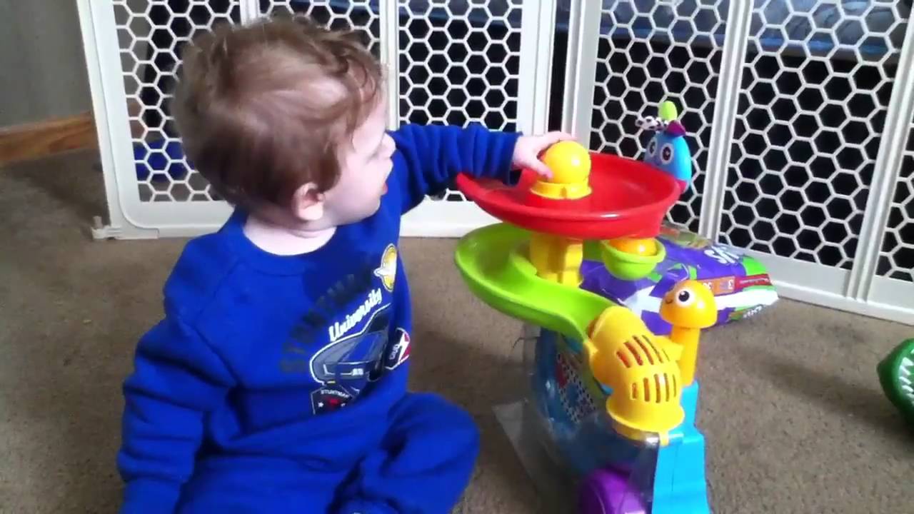 Aidens busy ball popper:) - YouTube