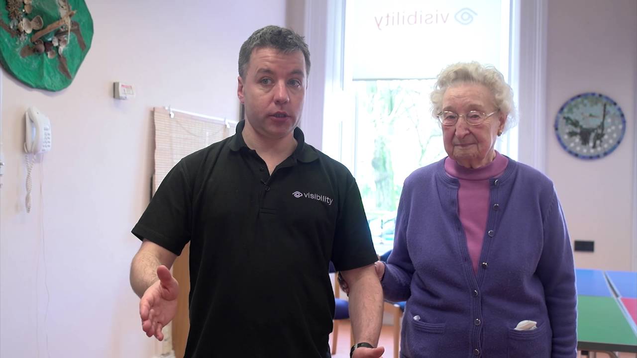 How to guide a person 12. Changing sides - YouTube