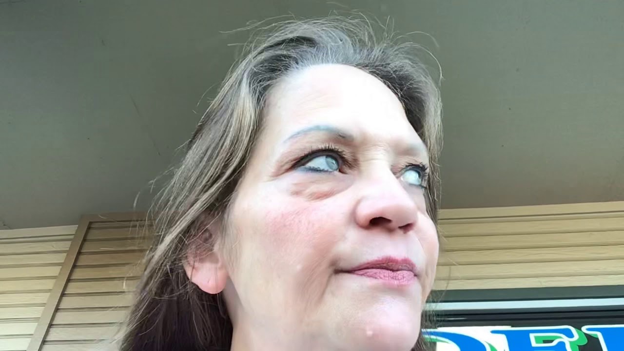 Prayer requests, the gospel and chit chat - YouTube