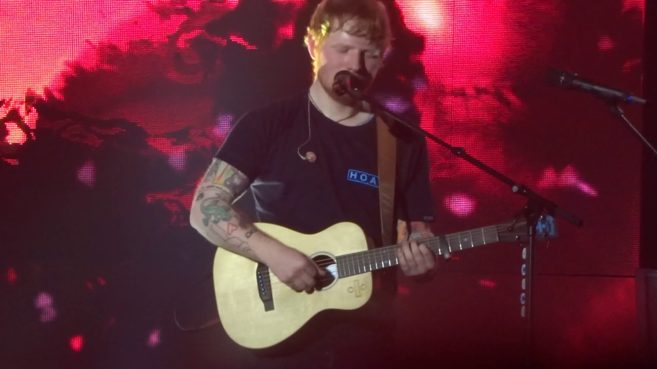 Ed Sheeran - Bloodstream - live Nottingham 2017 - YouTube