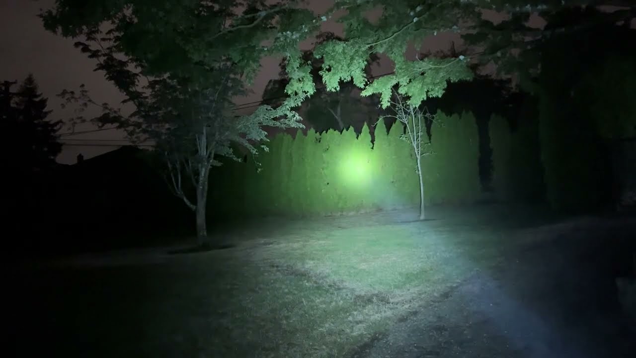 Z-BOLT® BLAZER LEP Beam Diffusers - Hot Spot & Spill - YouTube