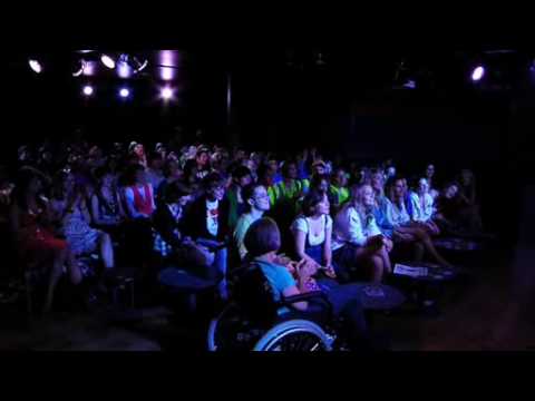 T4: Rick Edwards' Stand-Up, part 4 - YouTube