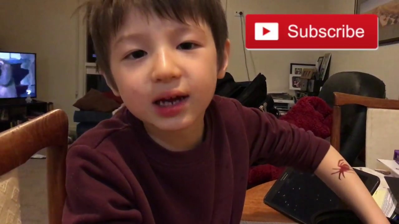 Declan introduces his new hot wheels car - YouTube